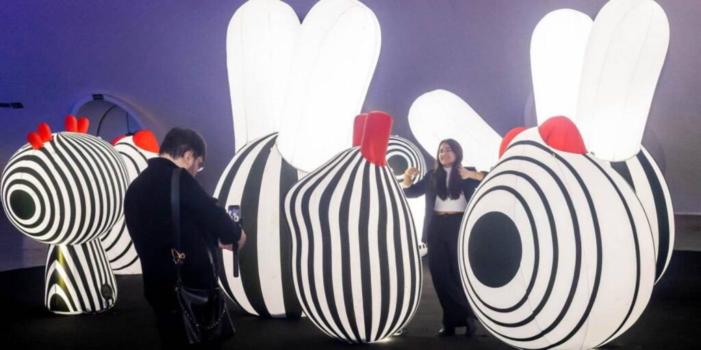 Blow Up Experience • Arte inflable & tecnología en La Rural