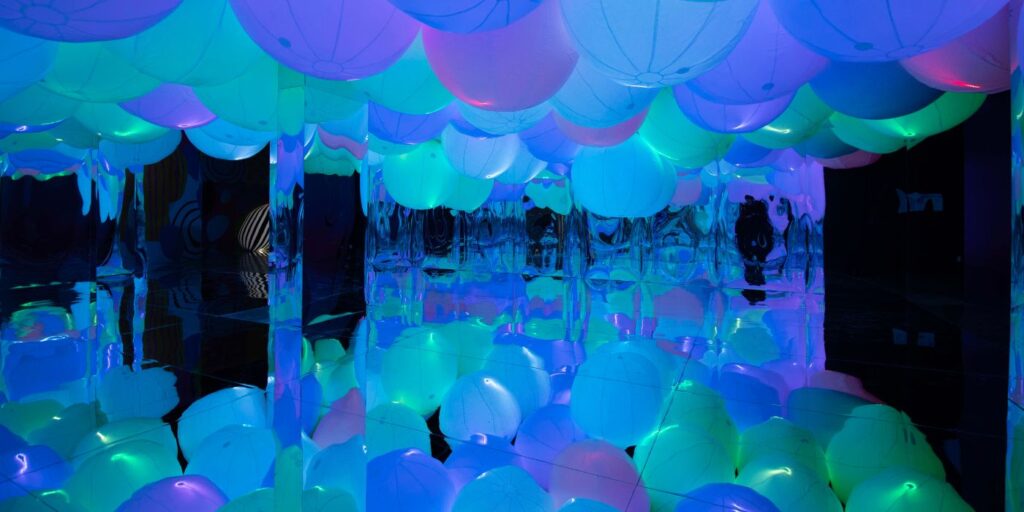 Blow Up Experience • Arte inflable & tecnología en La Rural